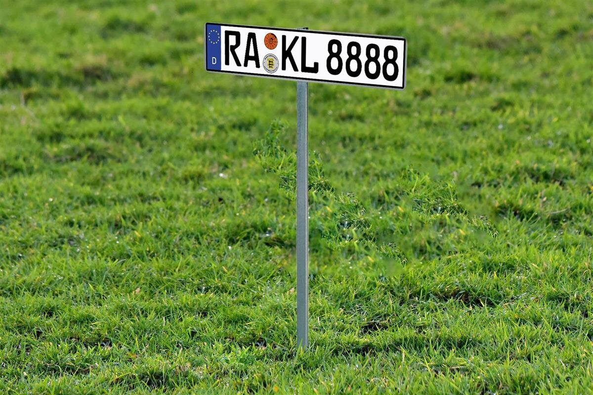 Parkplatz Kennzeichen Mit Halterung